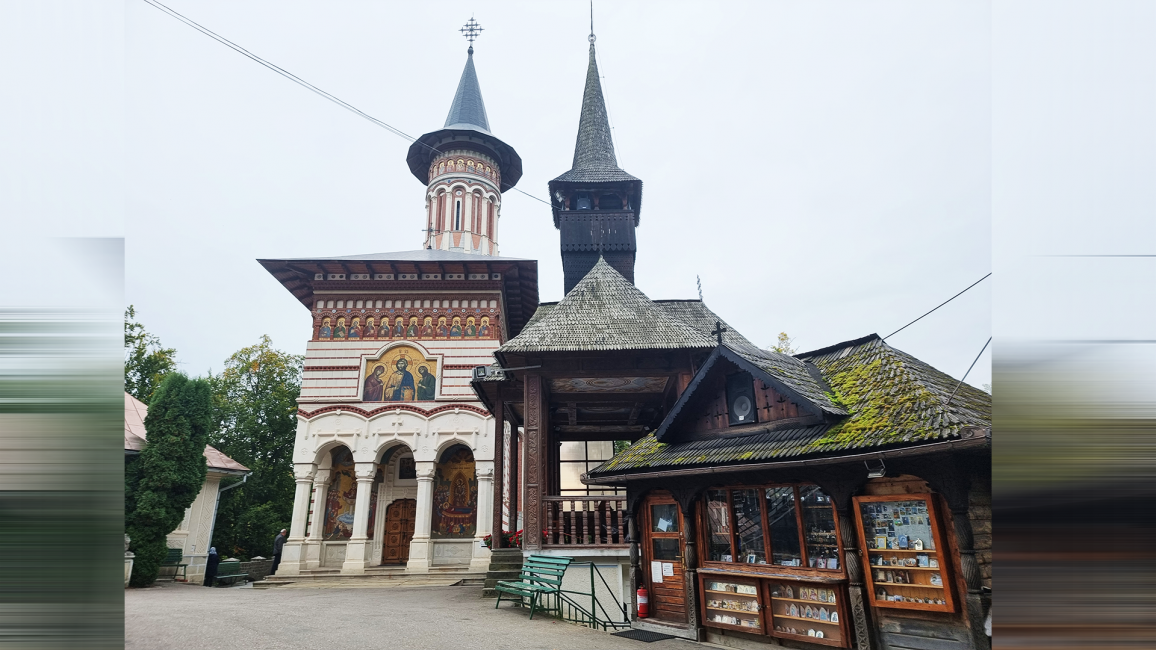 Scurt istoric al Mănăstirii Rohia - Matricea Românească