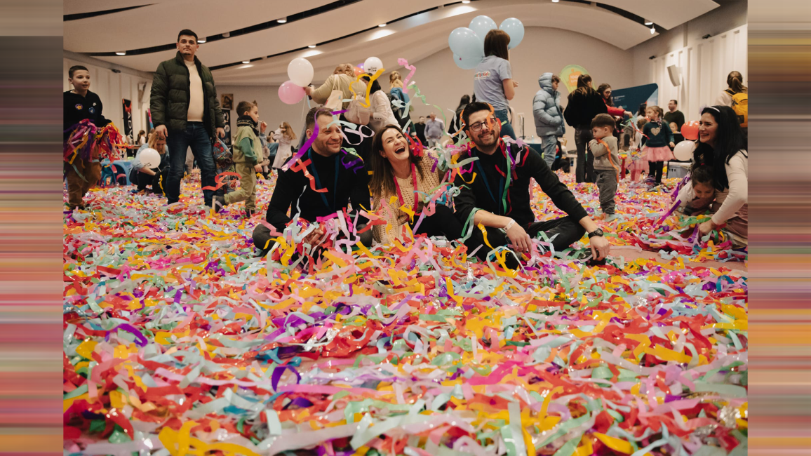 Iașul a răsunat duminica aceasta de glasurile magice a peste 800 de ...